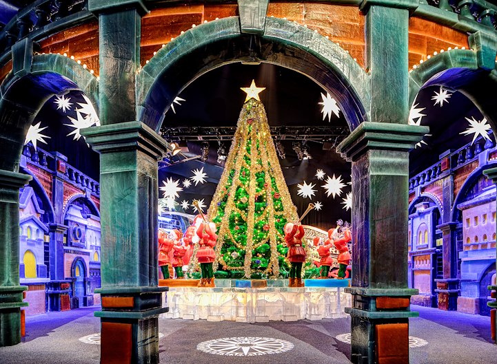 ICE! in National Harbor, MD | Christmas at Gaylord National